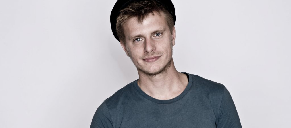 Moritz Neumeier - Am Ende is eh egal